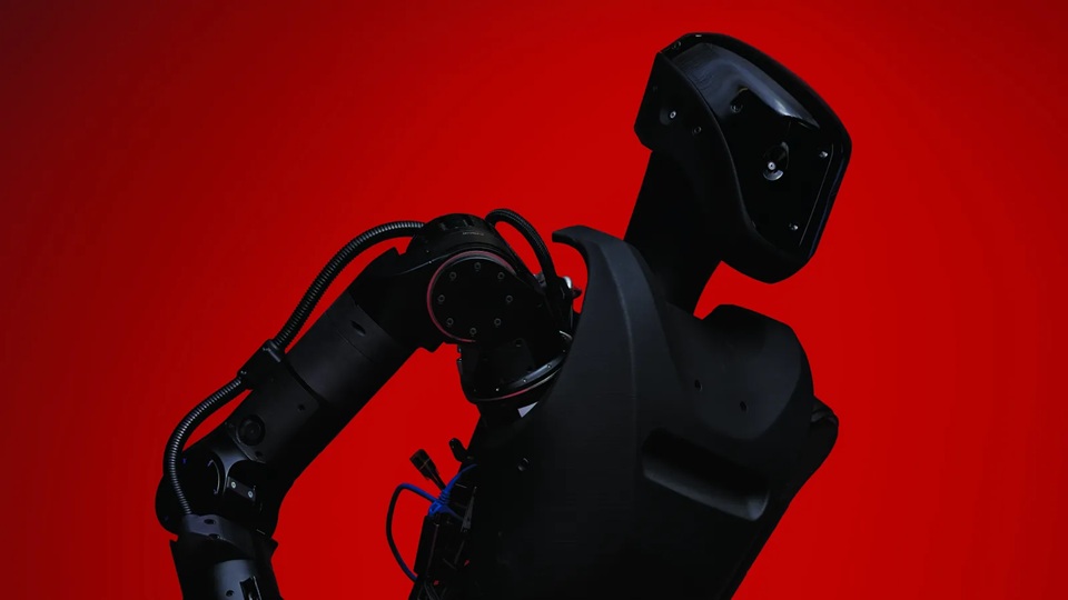 Phantom MK1 le robot humanoïde qui veut faire la guerre et marcher sur ...